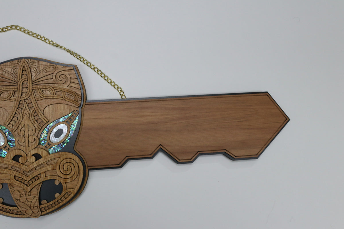 21st Celebration Key Wheku design 21WH-1 – Stonex Jewellers