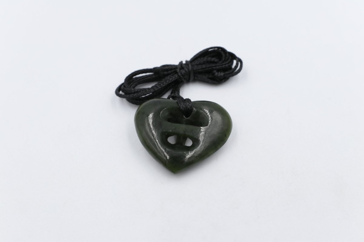 New Zealand Greenstone Cross Heart – Stonex Jewellers