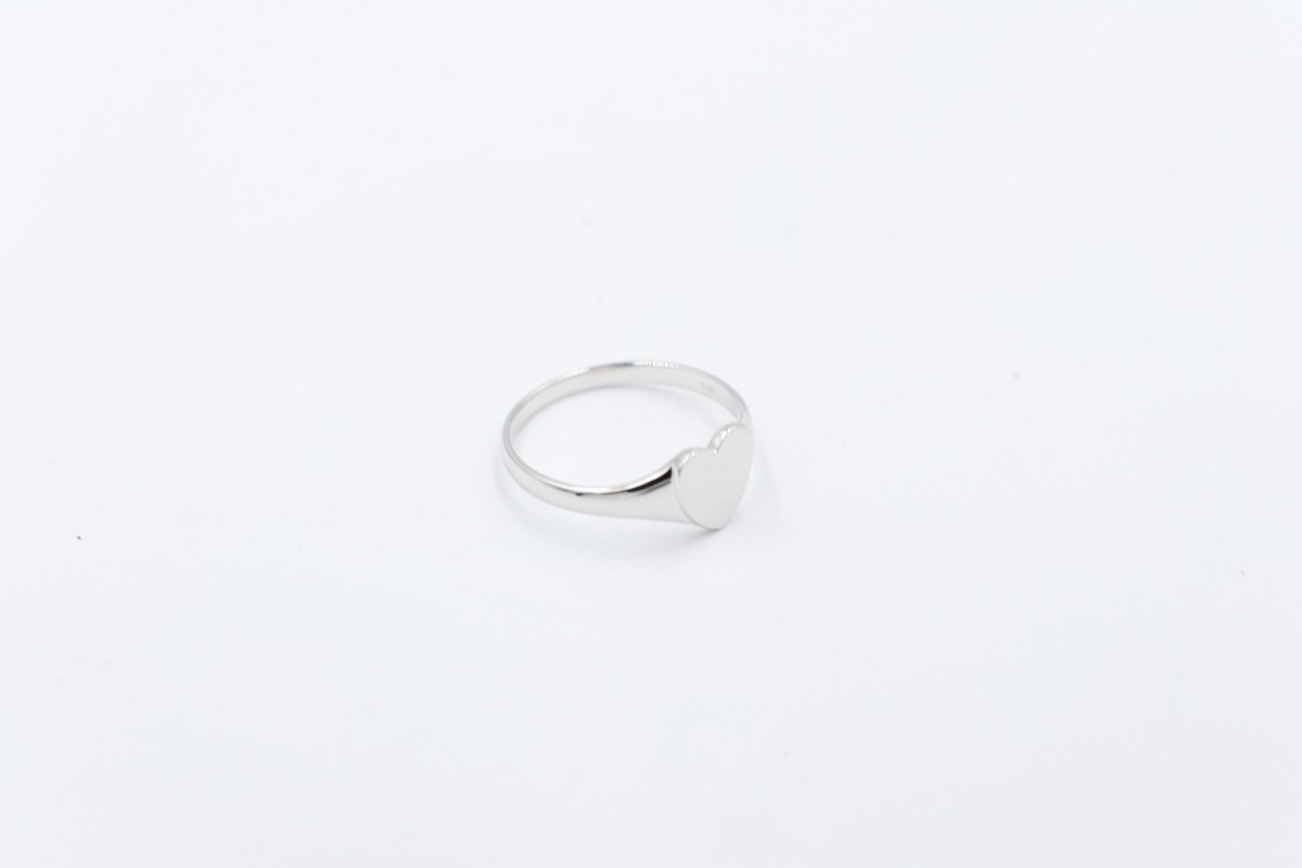 9ct White Gold Girls Signet Ring Plain – Stonex Jewellers